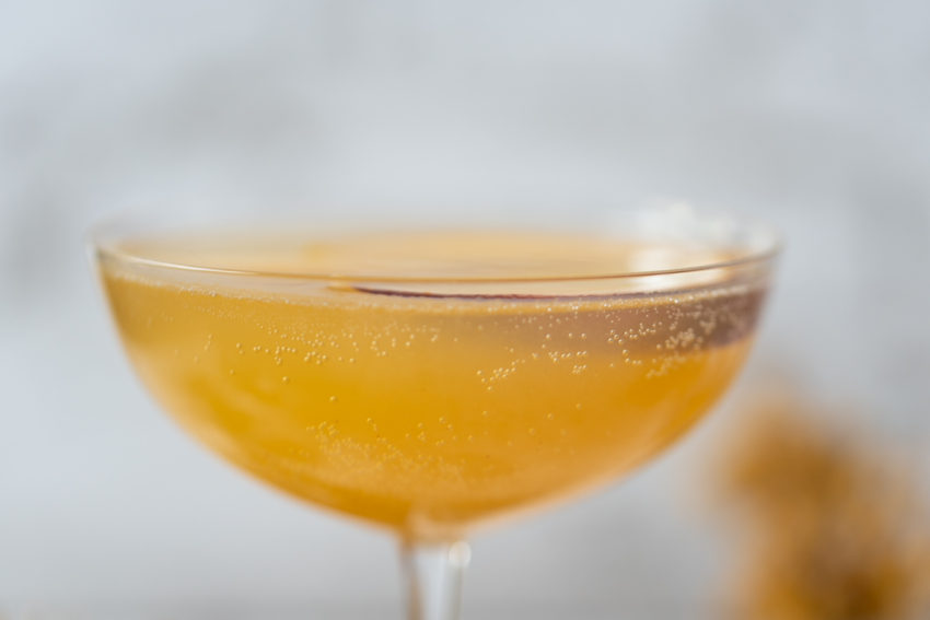Cocktail au ratafia champenois - Mes gougères aux épinards